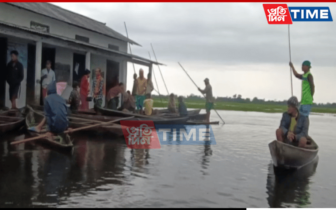 In Photos: Life Is Tough In Assam's Jonai Amid Floods