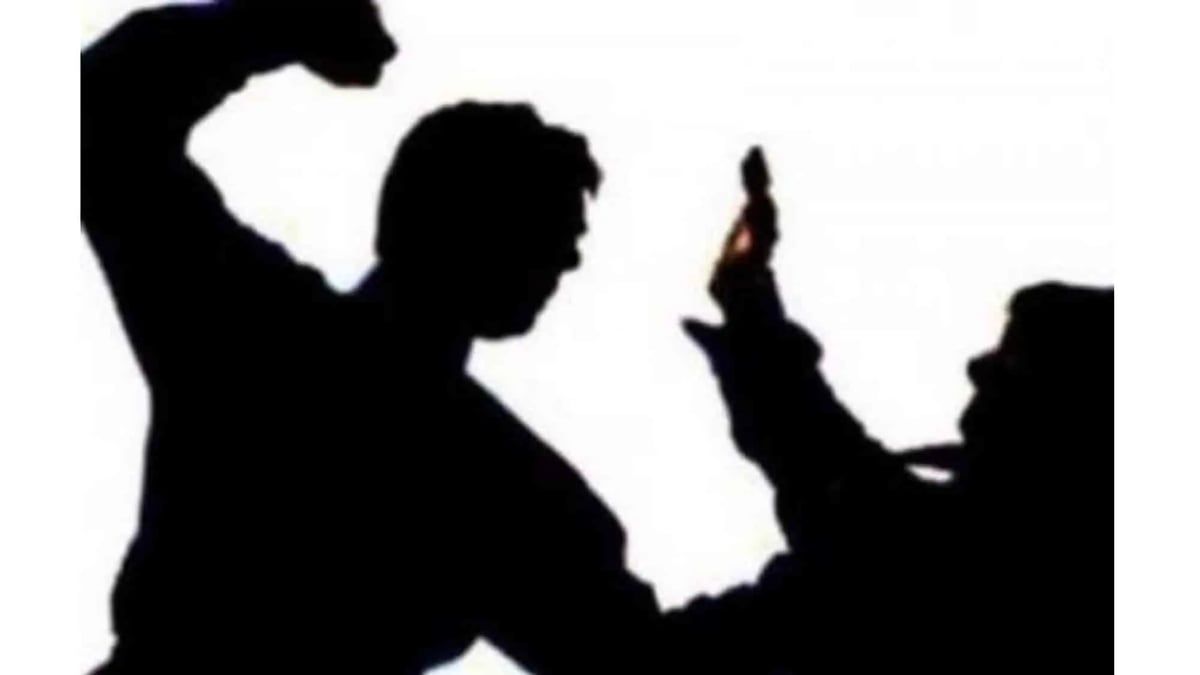 Assam: Drunk Teacher Thrashes Student In Dhing