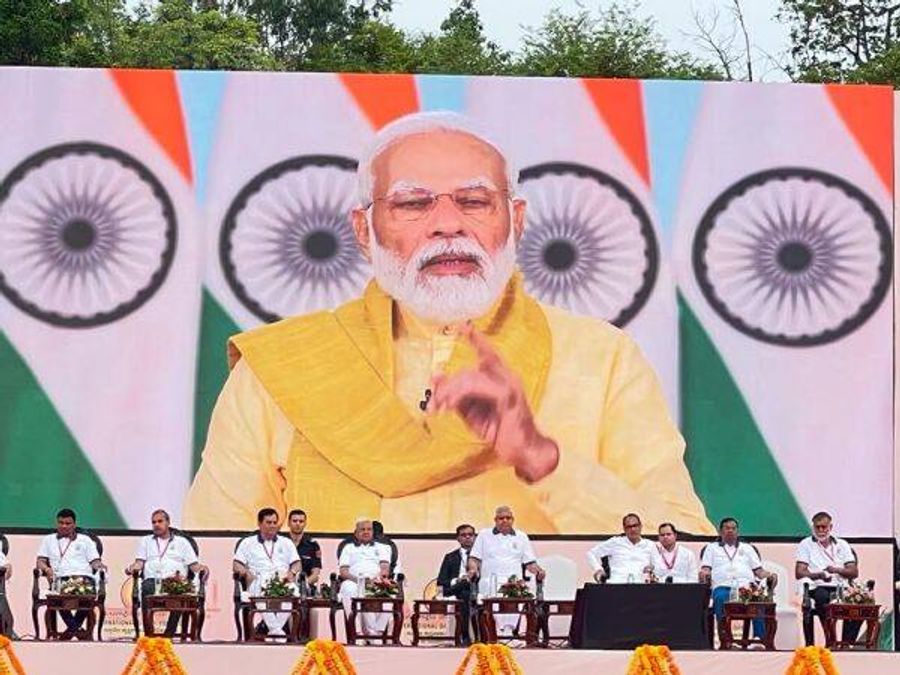 PM Modi Virtually Addresses Nation on International Yoga Day