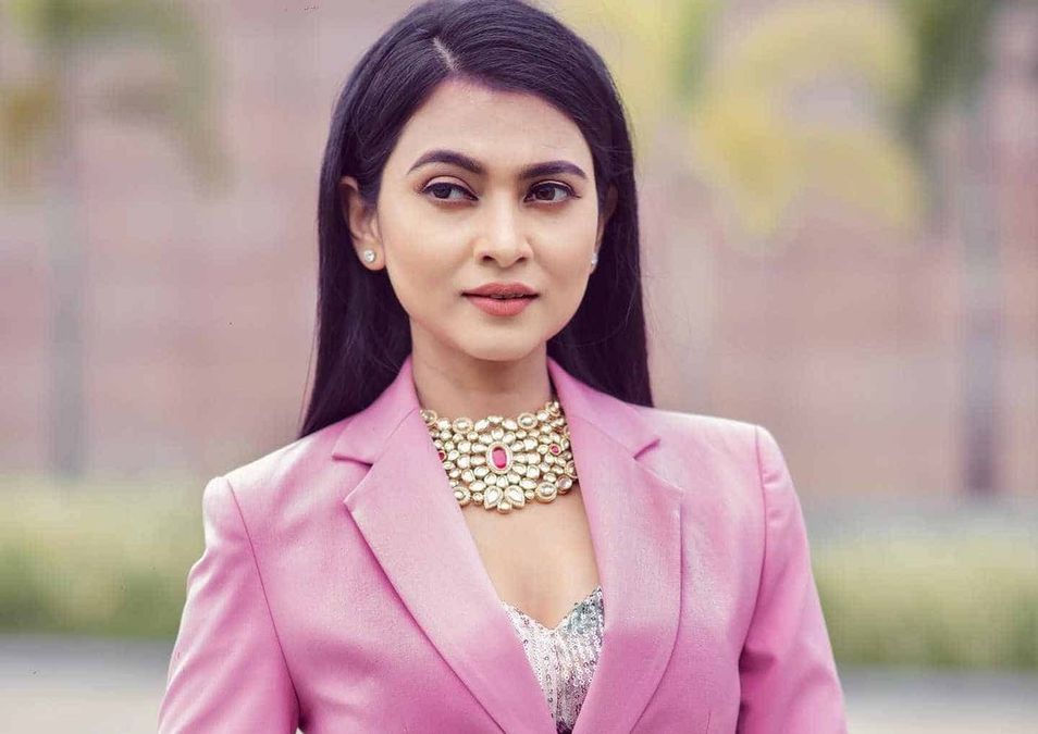 Aimee Baruah Net Worth, Age, Family, Career, Biography and Wiki