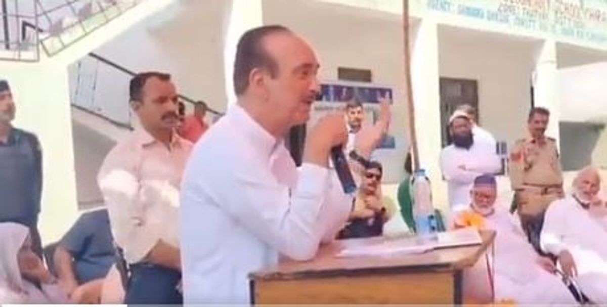 Ghulam Nabi Azad Courts Controversy After Commenting on Origin of Muslims