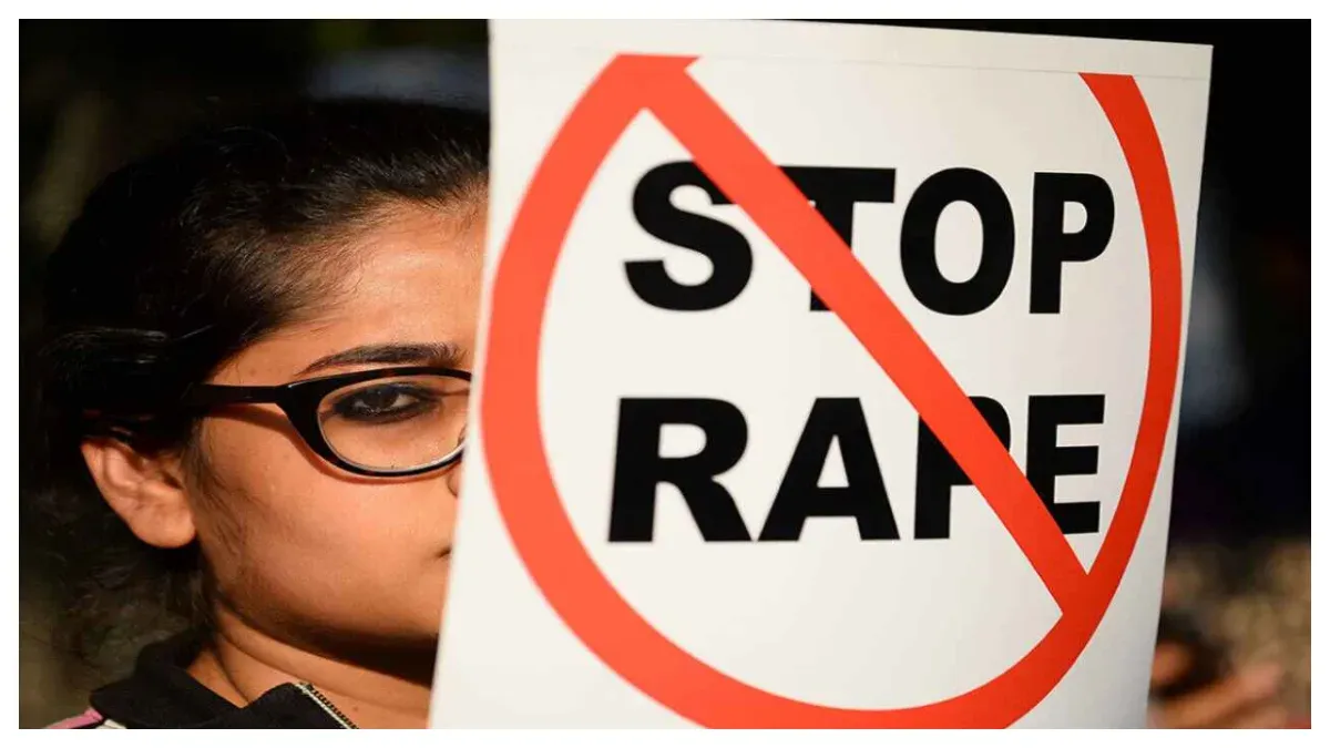 142 మంది విద్యార్థినులపై ప్రిన్సిపల్‌ అత్యాచారం.. ఆరేళ్లుగా అదే పని