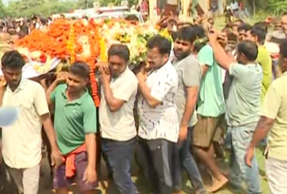 Pahalgam attack: Last rites of deceased Prasant Satpathy conducted in ...