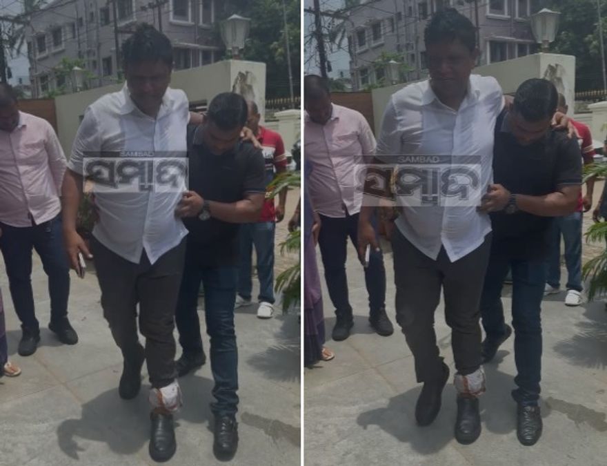 BJD leaders Pranab Das, Pritiranjan Gharai hospitalised as police use ...