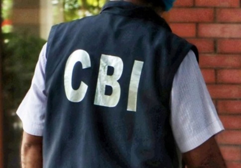 CBI arrests Customs official in Rs 10 lakh bribery case