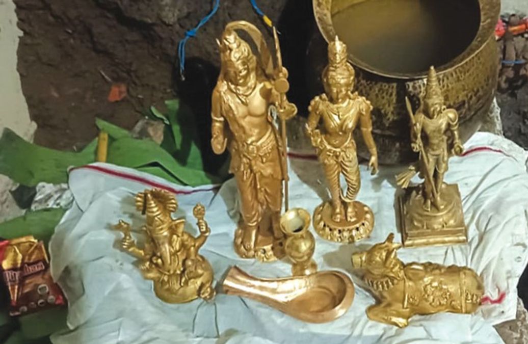 Rare Shiva-Parvati idol, gold ornaments worth crores unearthed from ...