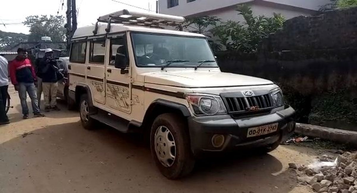 Miscreants attack Odisha Excise cops, free arrested ones