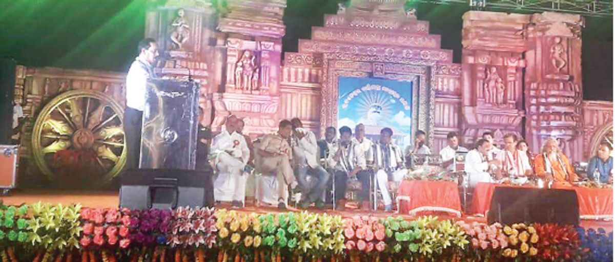 Bali Jatra kicks off in Bhubaneswar