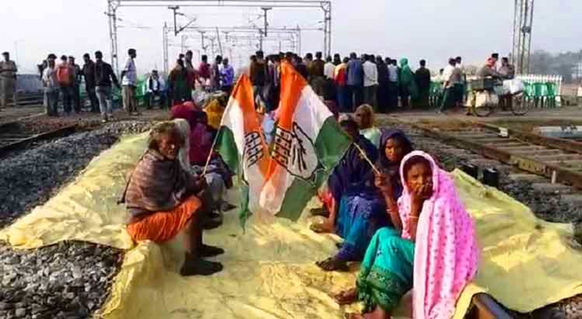 Train services hit as Congress activists stage Rail Roko in Bhadrak
