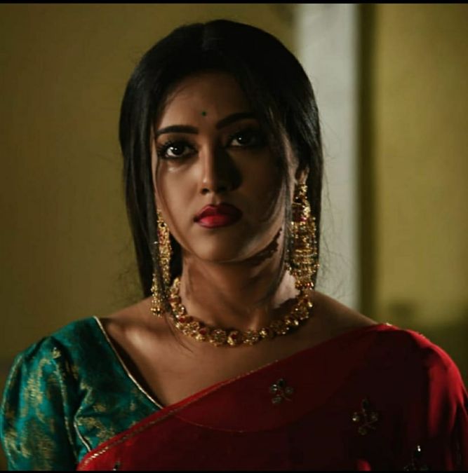 Ollywood actor Varsha smells a rat, files complaint against mom-in-law