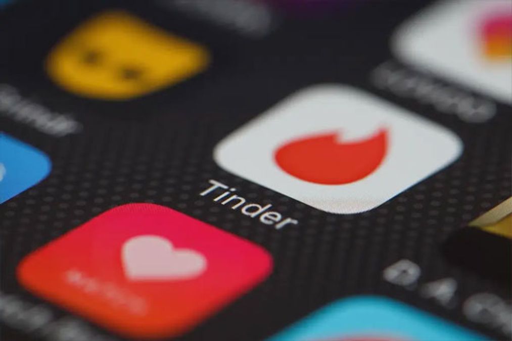 Tinder rolls out 'Blind Date' feature