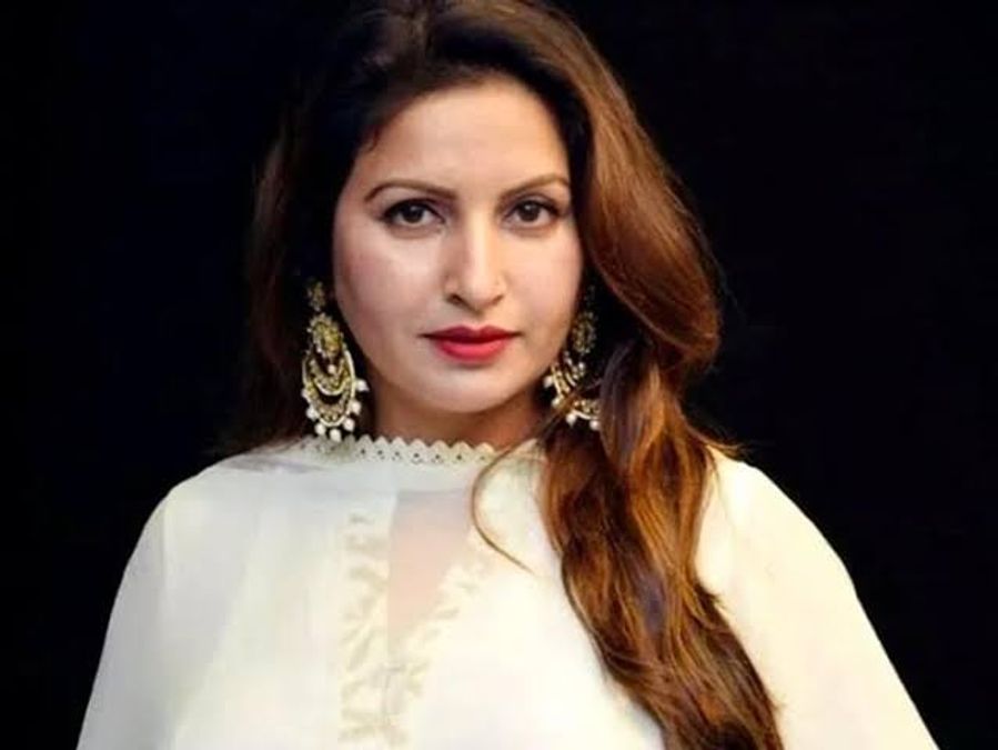 Sonali Phogat's murder mystery turns murkier with more revelation