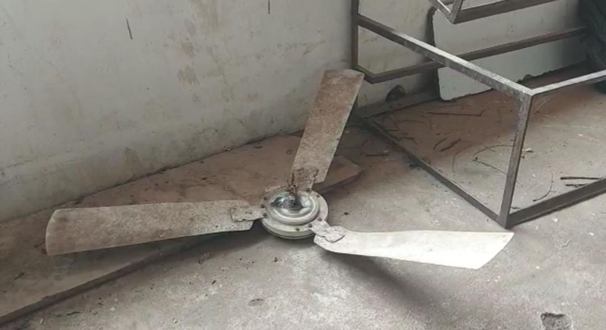 2 students injured after ceiling fan falls on them during exam in ...