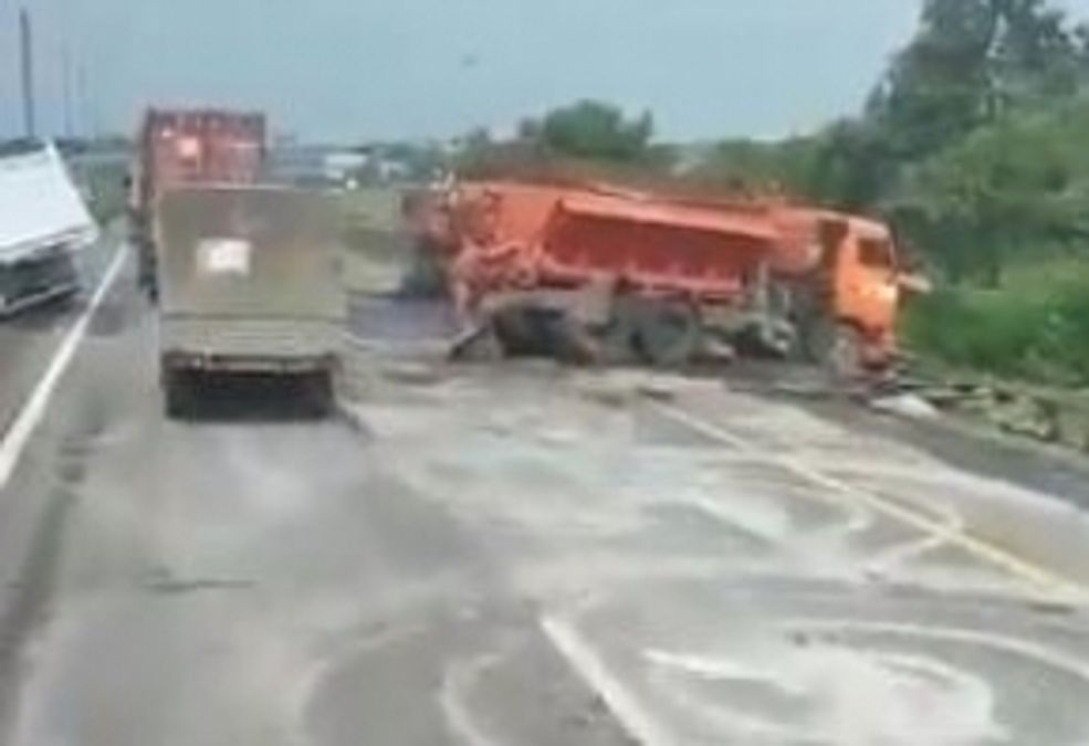 Wagner fighters appear to be moving in the direction of Moscow