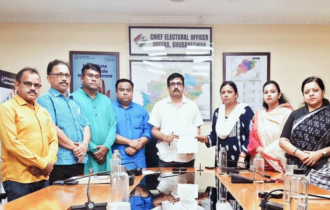 Plaint filed against Odisha news channels for violating MCC