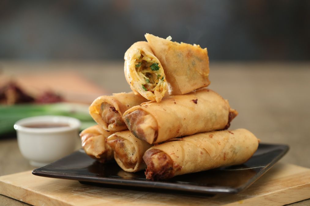 Cheesy Chicken Tikka Spring Rolls