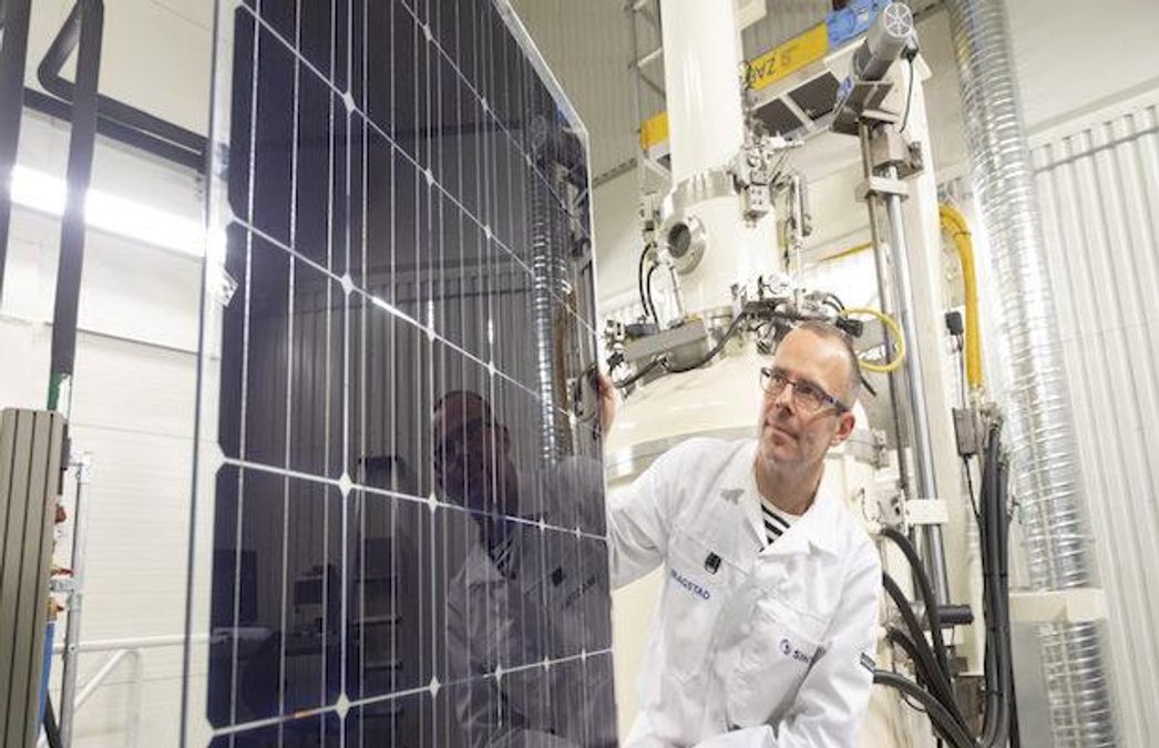 In a First: Solar Panels That Store Both Electricity and Heat