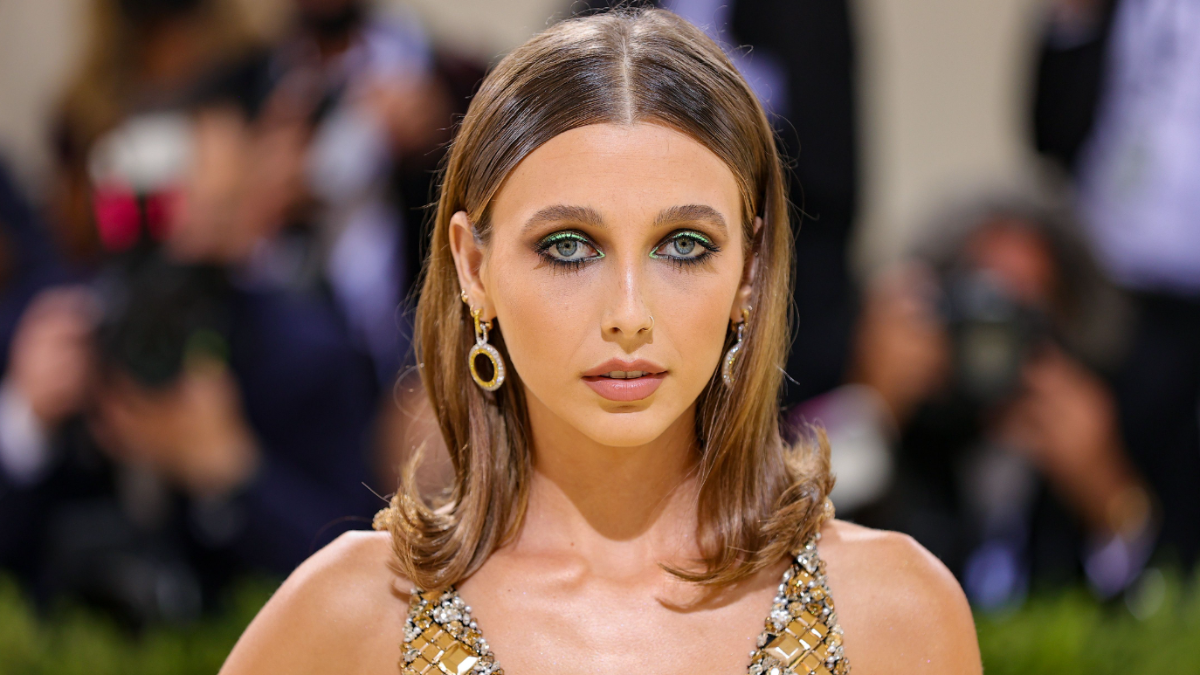 Emma Chamberlain And Other Celebs Who Spoke On Addiction Recovery
