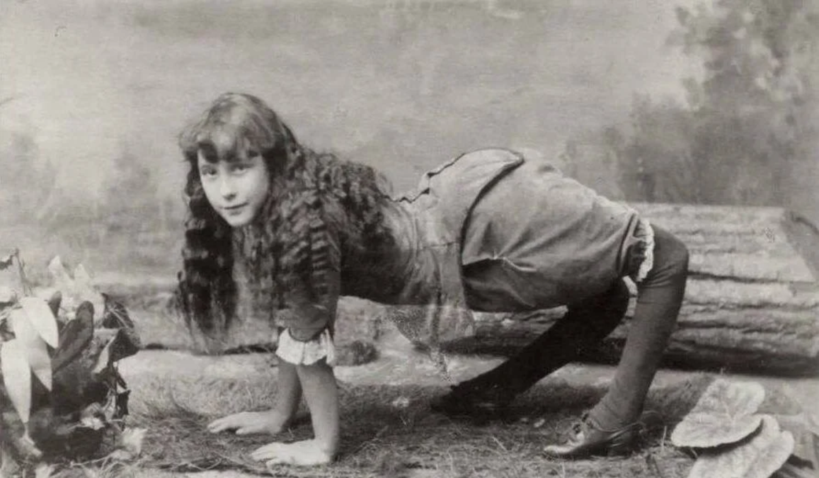 Ella Evans Harper: The Woman Who Was Dubbed Half Camel, Half Human