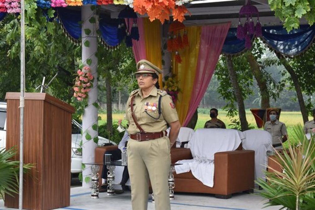 Debashree Chatterjee, Kolkata Police's First Woman Officer-In-Charge ...