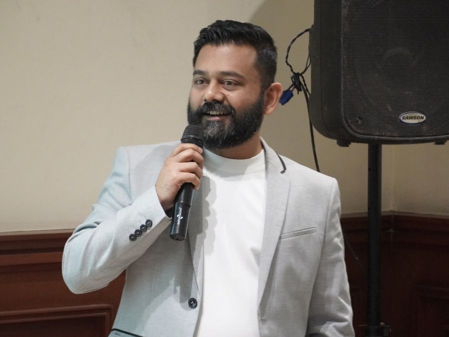 SnapE Cabs Hits Profitability, Raises $2.5M to Scale EV Cab Services