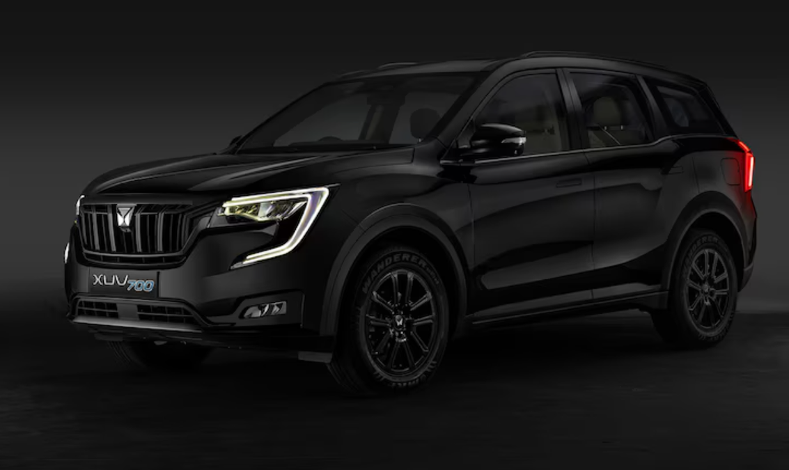 Mahindra Launches New AX5 Select Variant for XUV700 SUV