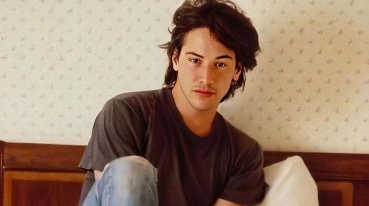 Pictures of Keanu Reeves from the early 90s that prove he's always been ...