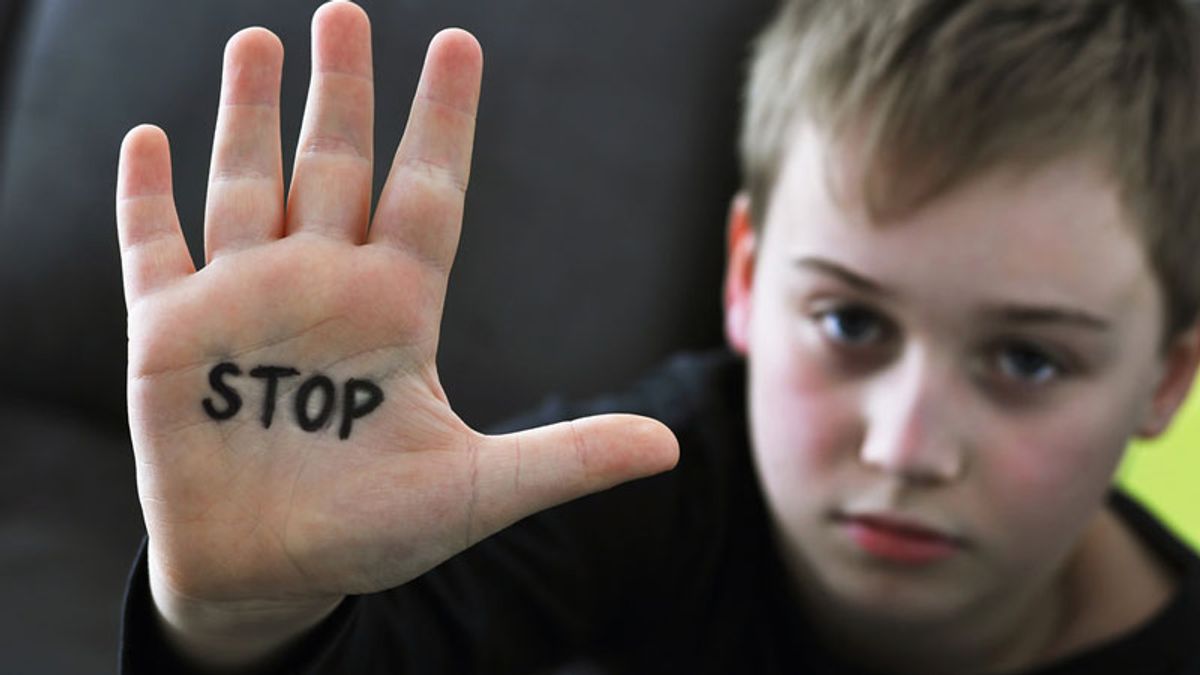 Twitter installs new abusive content managing tools