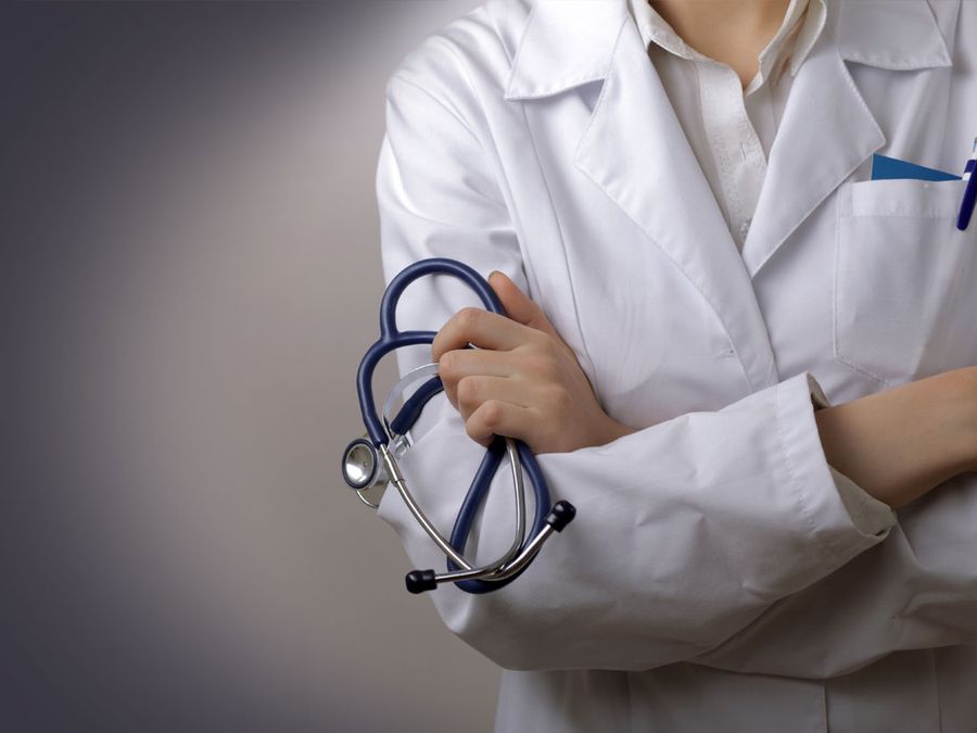 [Case Study] Curofy portrayed a contrast world of #‎DoctorsVsSuperheroes‬