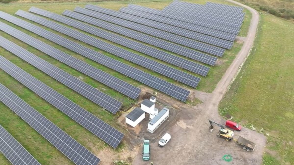Solarwork Sverige & Powerworks Energy deploys Halmstad hybrid park