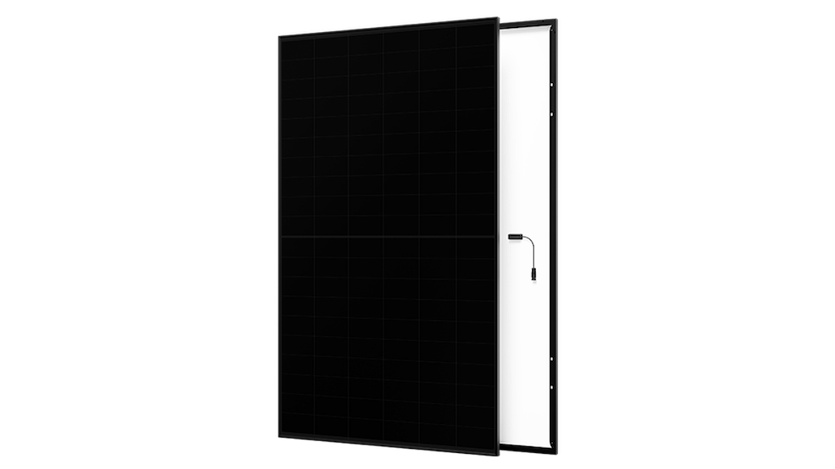 AIKO launches global deliveries of INFINITE solar modules