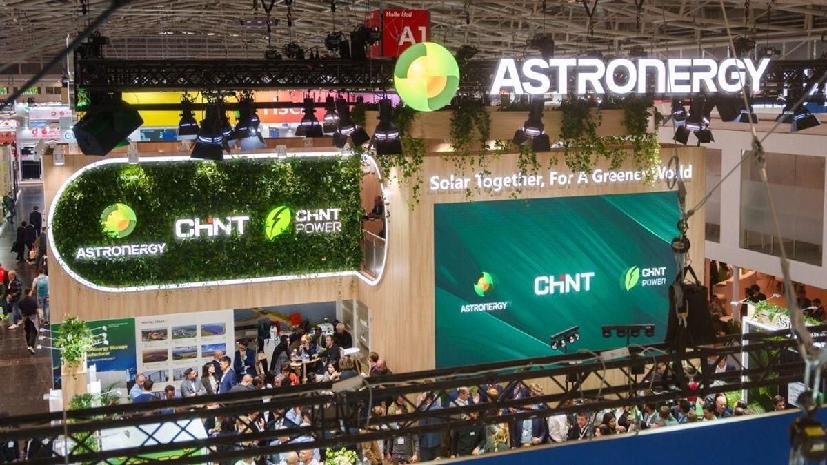 Astronergy unveils updated ZBB TOPCon modules at Intersolar 2025