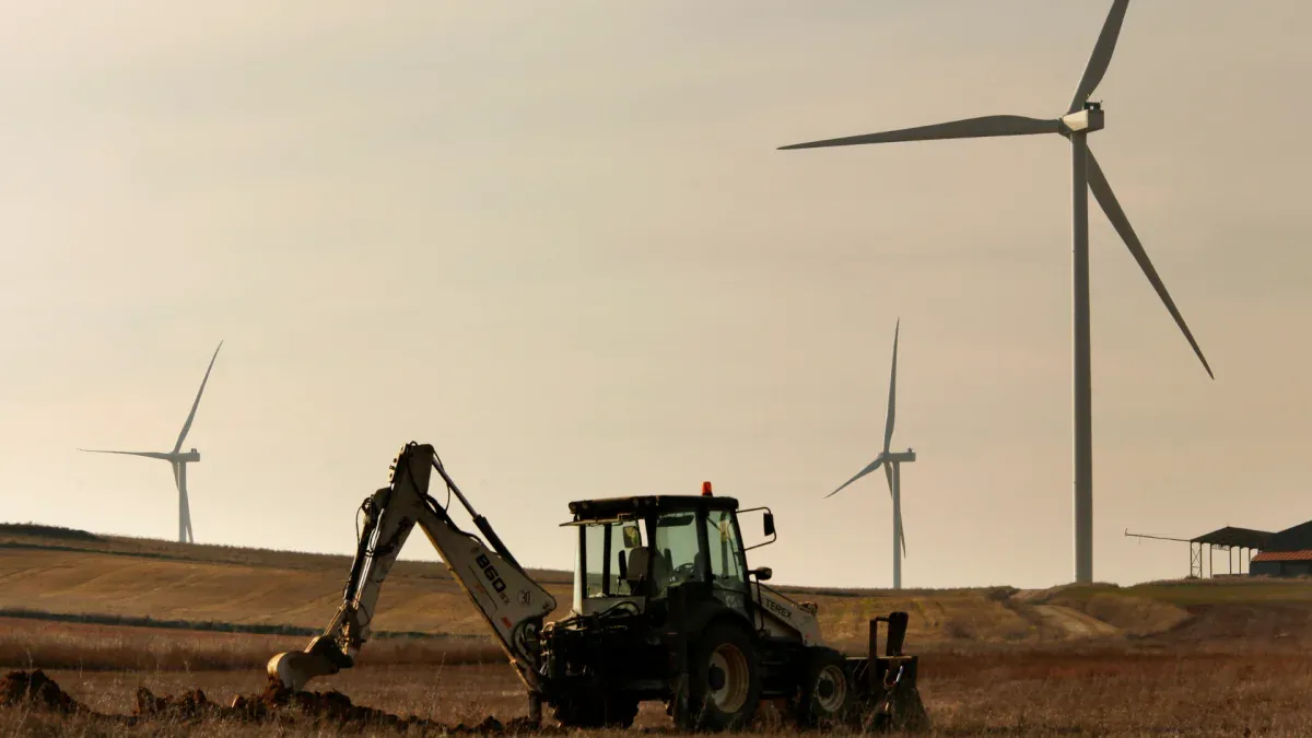 Equitix and TCorp expand hybrid energy platform across Spain