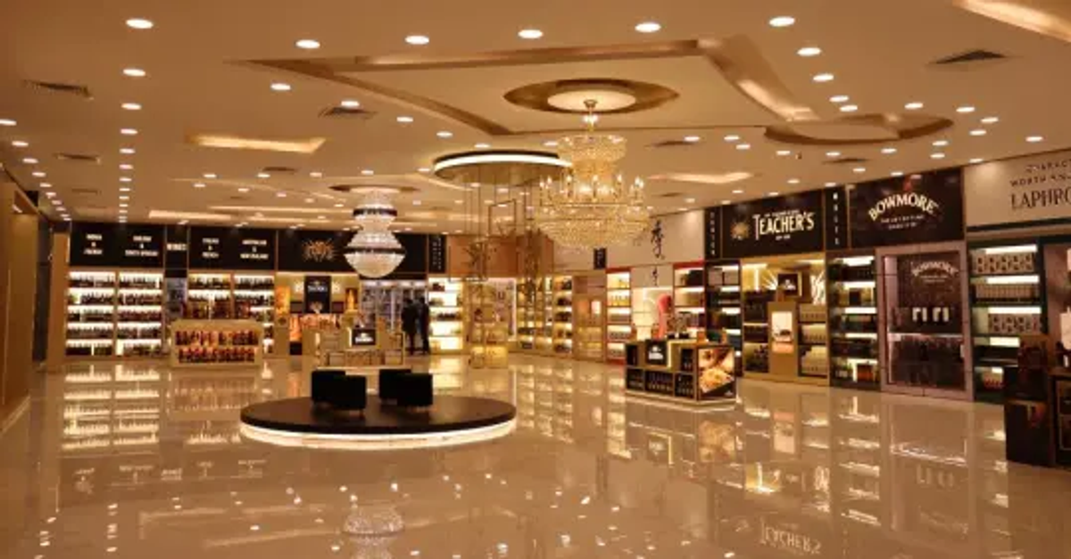 Kerala to open super premium liquor outlets