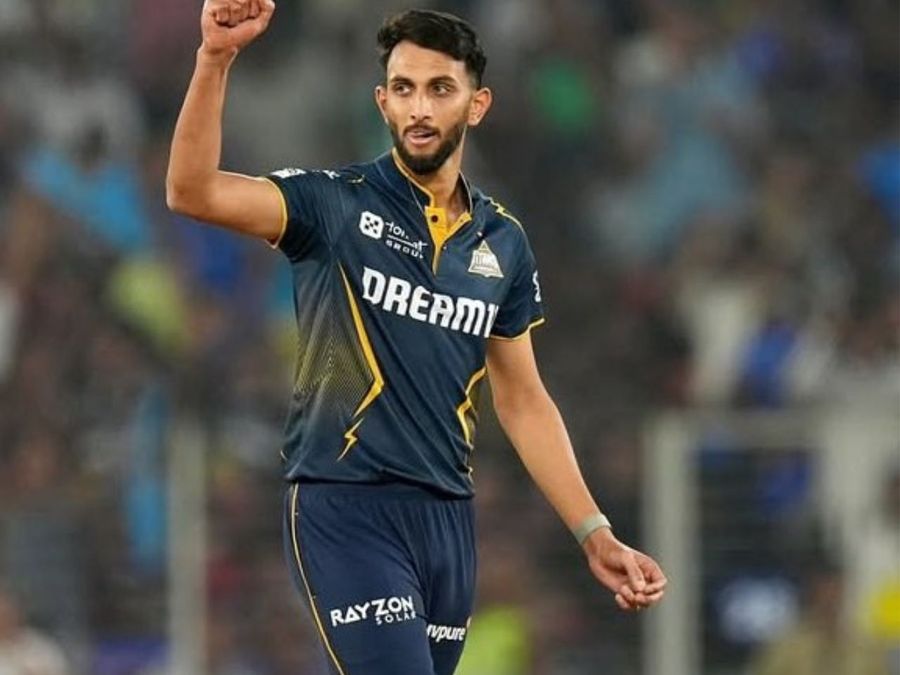 ‘One thing I have learned from him…’ GT pacer Prasidh Krishna credits Ashish Nehra for his ...