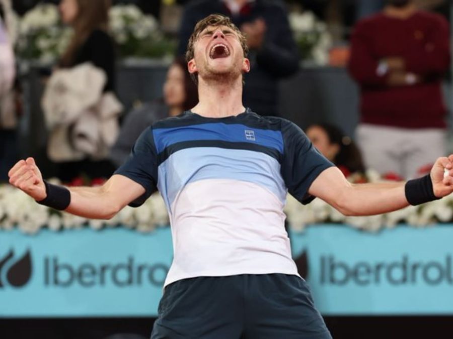 Jack Draper gets emotional, praises his mother's lifelong sacrifices ...