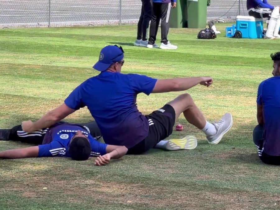 WATCH: Morne Morkel and Arshdeep Singh practice WWE moves on each other during practice