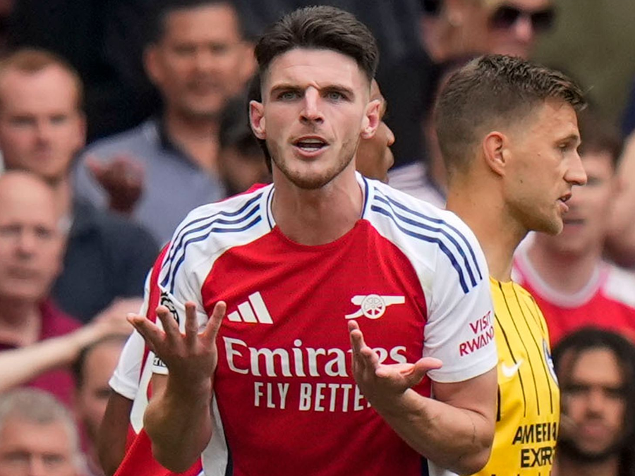 Premier League referee explains the controversial booking of Arsenal's ...