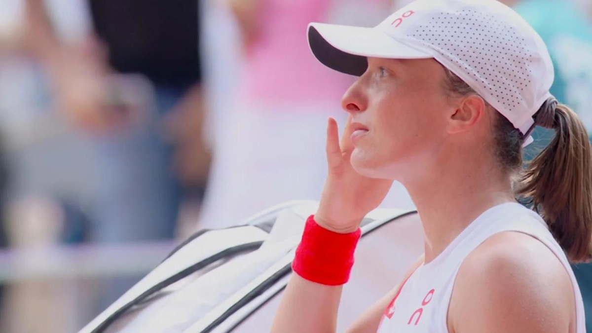 WATCH: Iga Swiatek crying after winning Bronze medal match in Paris ...