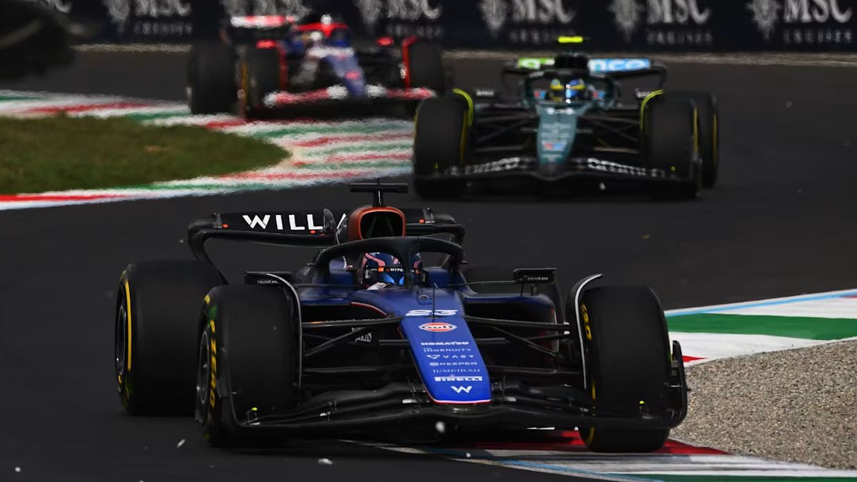 WATCH: Franco Colapinto's amazing reflexes to overtake six cars on ...