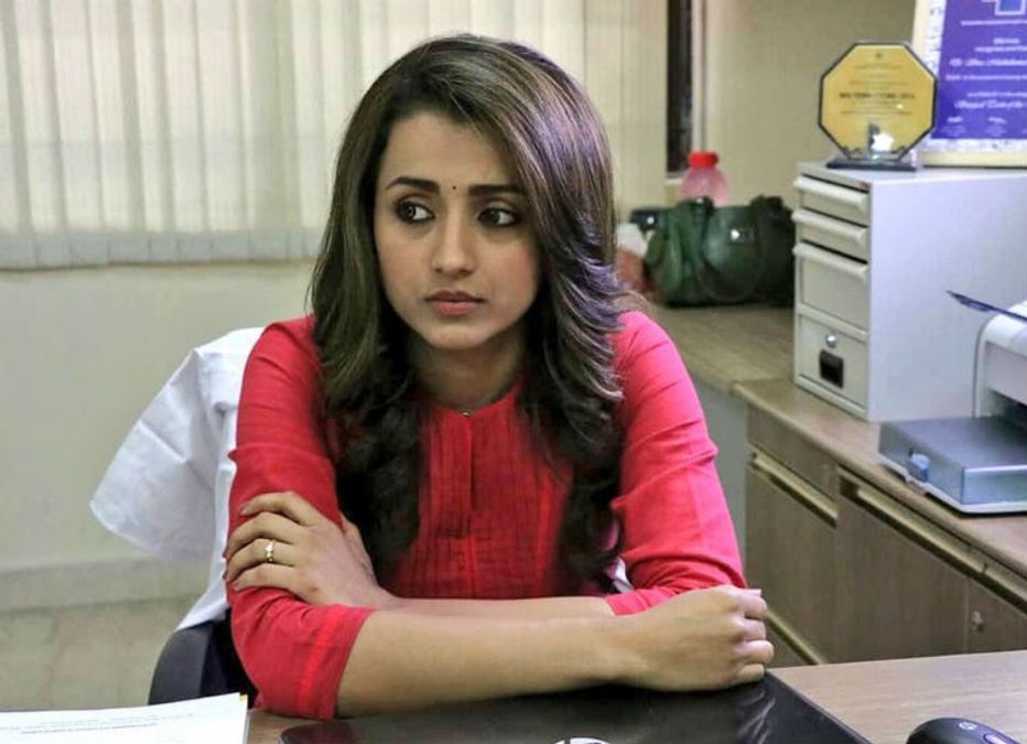 Paramapatham Vilaiyattu Trailer: மருத்துவமனையில் தமிழக அரசியல்வாதி ...