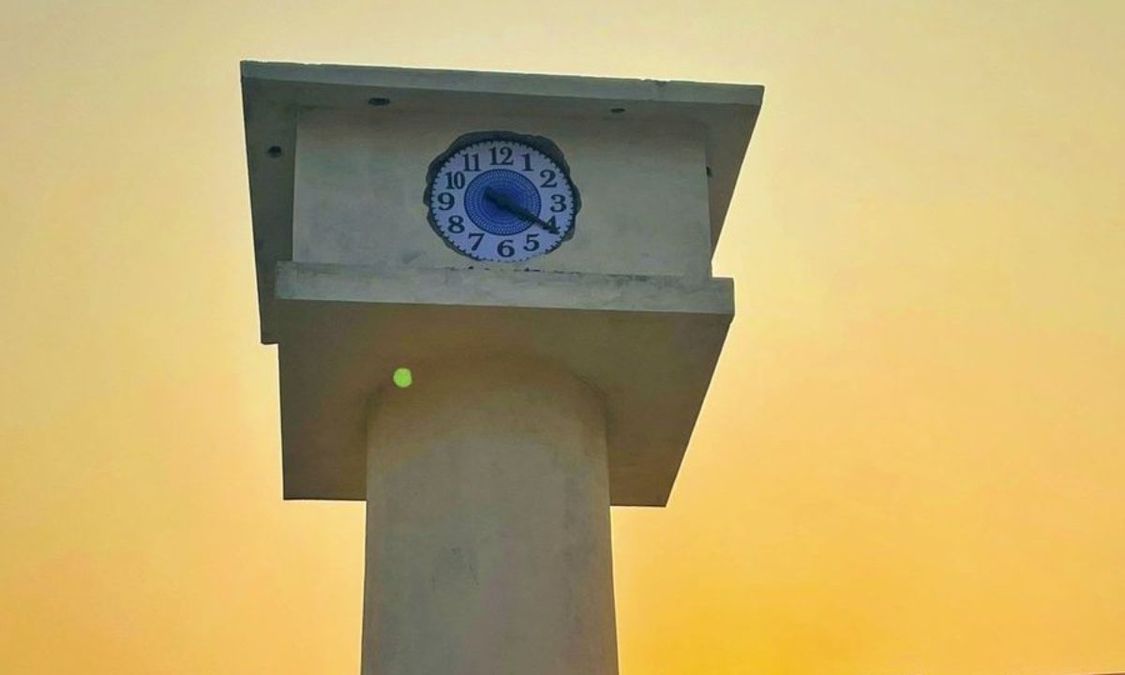 Clock tower in Bihar, built at cost of ₹40 lakh, breaks down within 24 ...