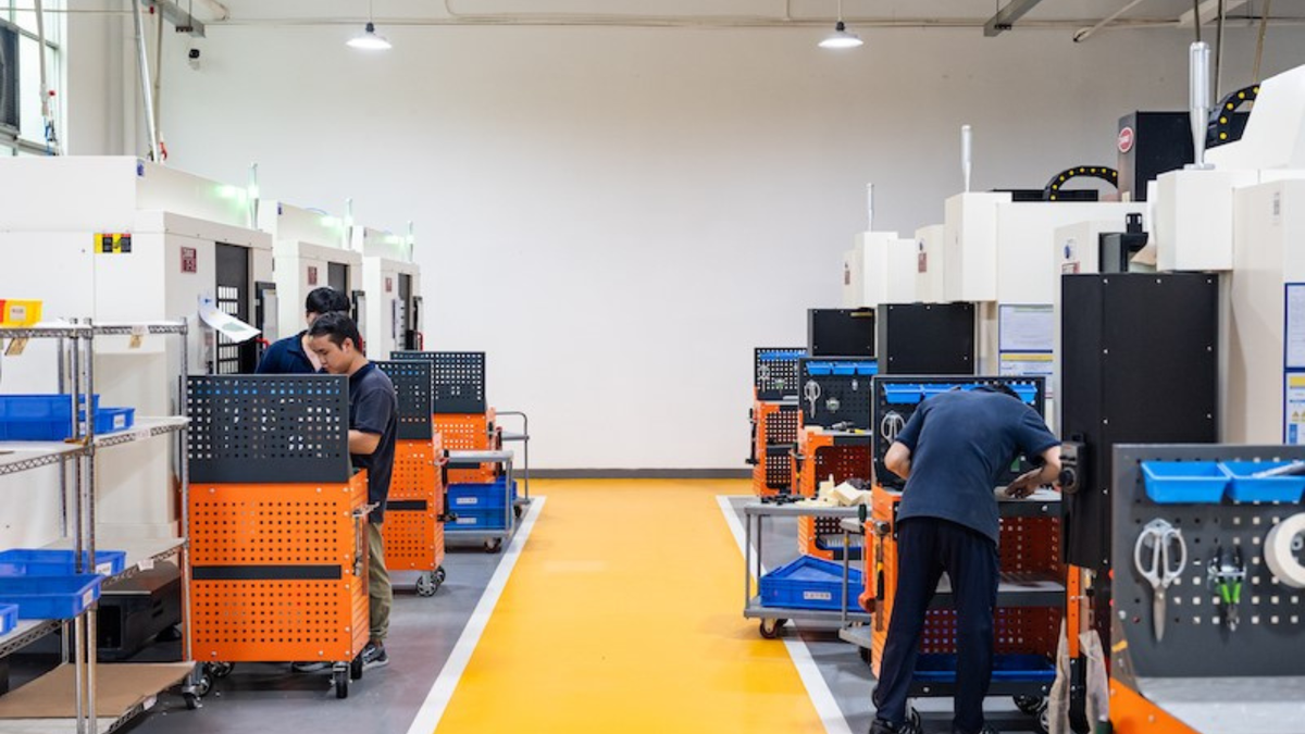 How Smart Fixtures with Embedded Sensors Enhance Quality Control