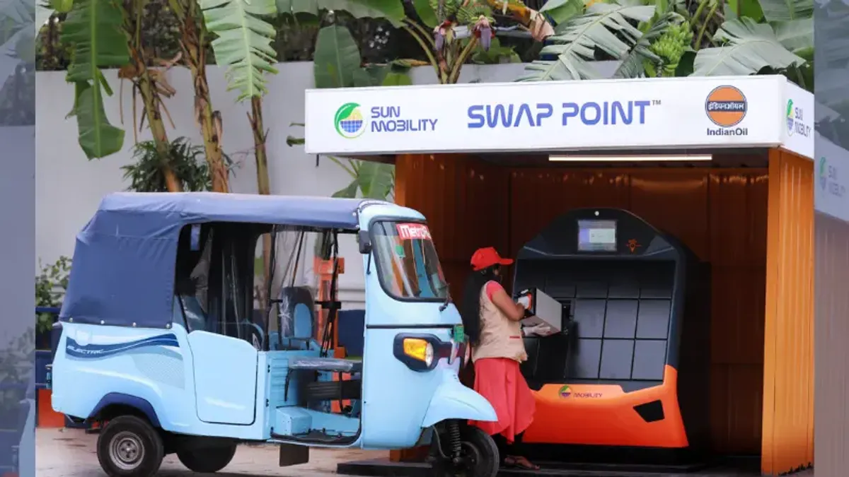 SUN Mobility Partners with IndianOil for Battery Swapping Business