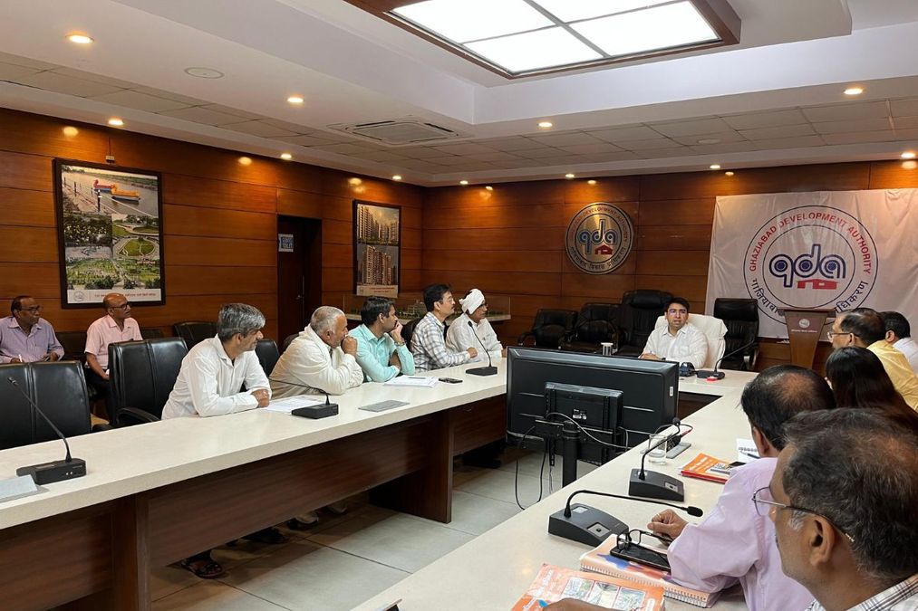 Gda Map Samadhan Divas: नक्शों के फेर में लटके हैं पेट्रोल पंप, गेस्ट ...