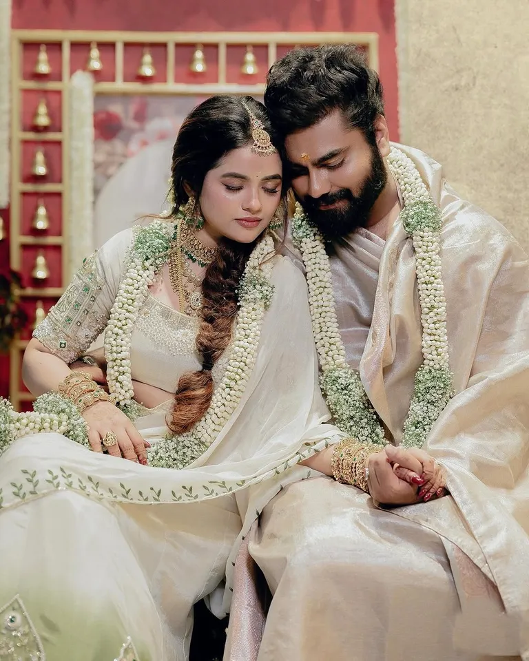 10 ദിവസം നീണ്ട വിവാഹാഘോഷത്തിനു സമാപനം; സ്വയം ഡിസൈൻ ചെയ്ത വസ്ത്രങ്ങളി ...