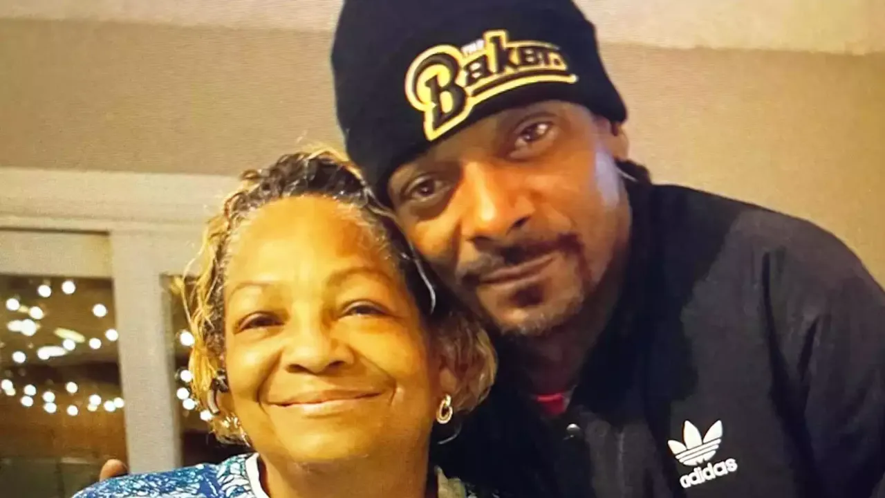 Snoop Dogg Saves Gail Bliss, on ‘The Voice’ After Feeling His Late ...