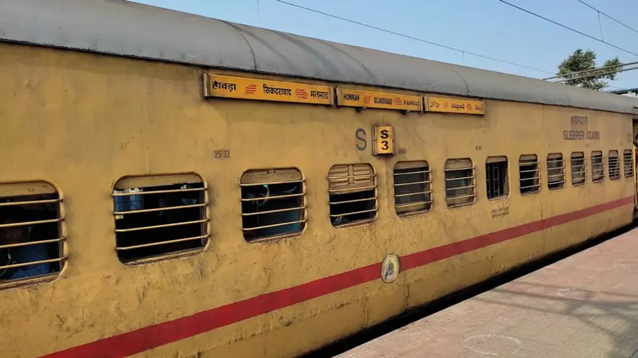 Fire detected on Falaknuma Express, doused immediately in Odisha's Balasore