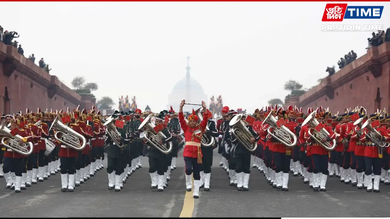 Vijay Chowk Hosts Beating Retreat to Mark End of Republic Day Events