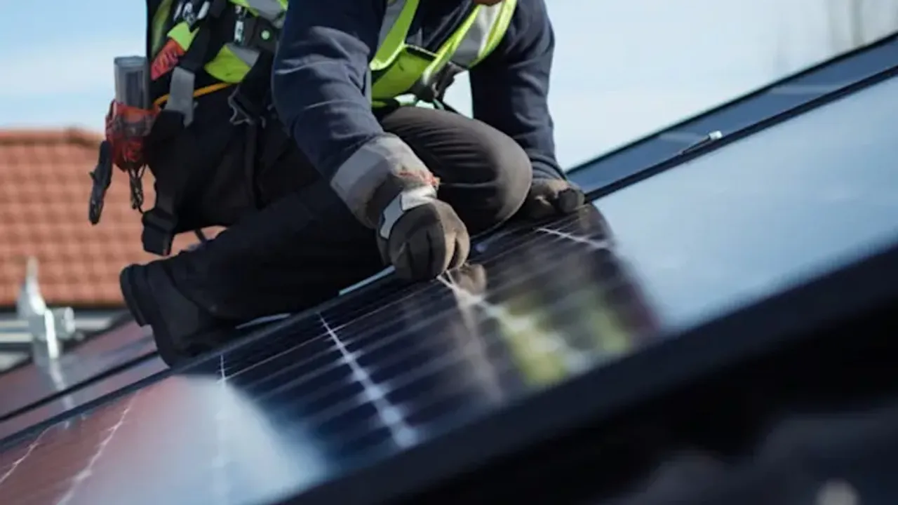 SunPower completes Sunder Energy acquisition in US solar market
